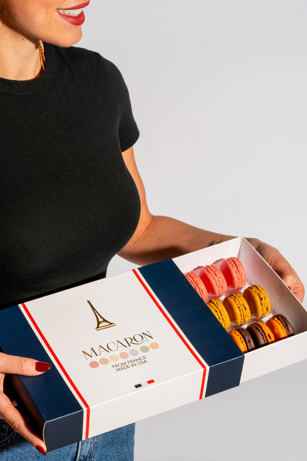 French Macaron Boxes & Assortments - Order Macarons Online – La Maison ...